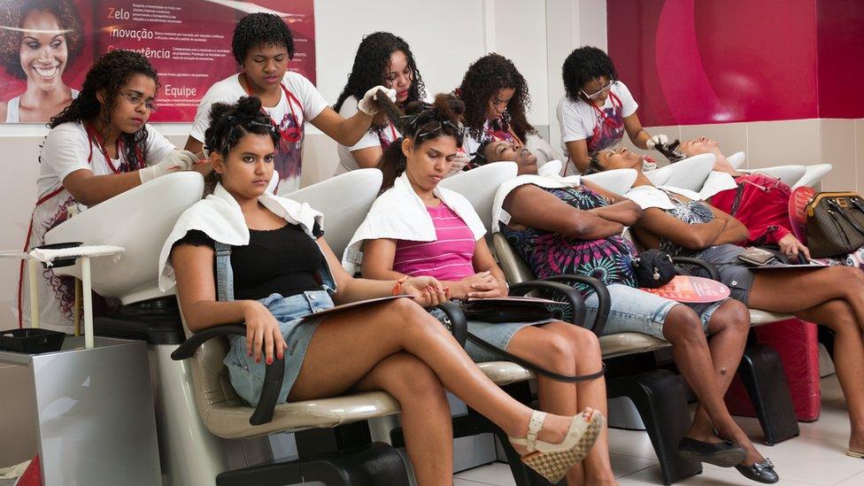 Brazil's haircare queen: From shantytown to millionaire - BBC News
