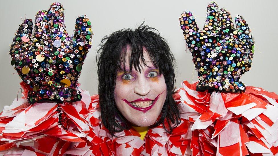 Noel Fielding's Reddit AMA was deliciously Noel Fielding - BBC News