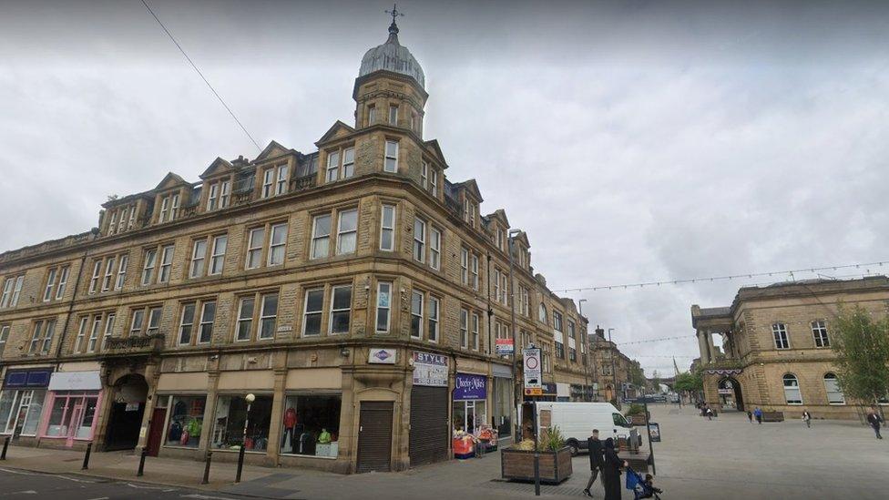 Project to transform Accrington's Market Chambers given £500k - BBC News