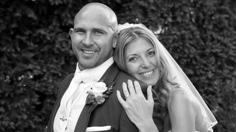 Marcin Porczynski pleads guilty to Nicola Cross killing - BBC News