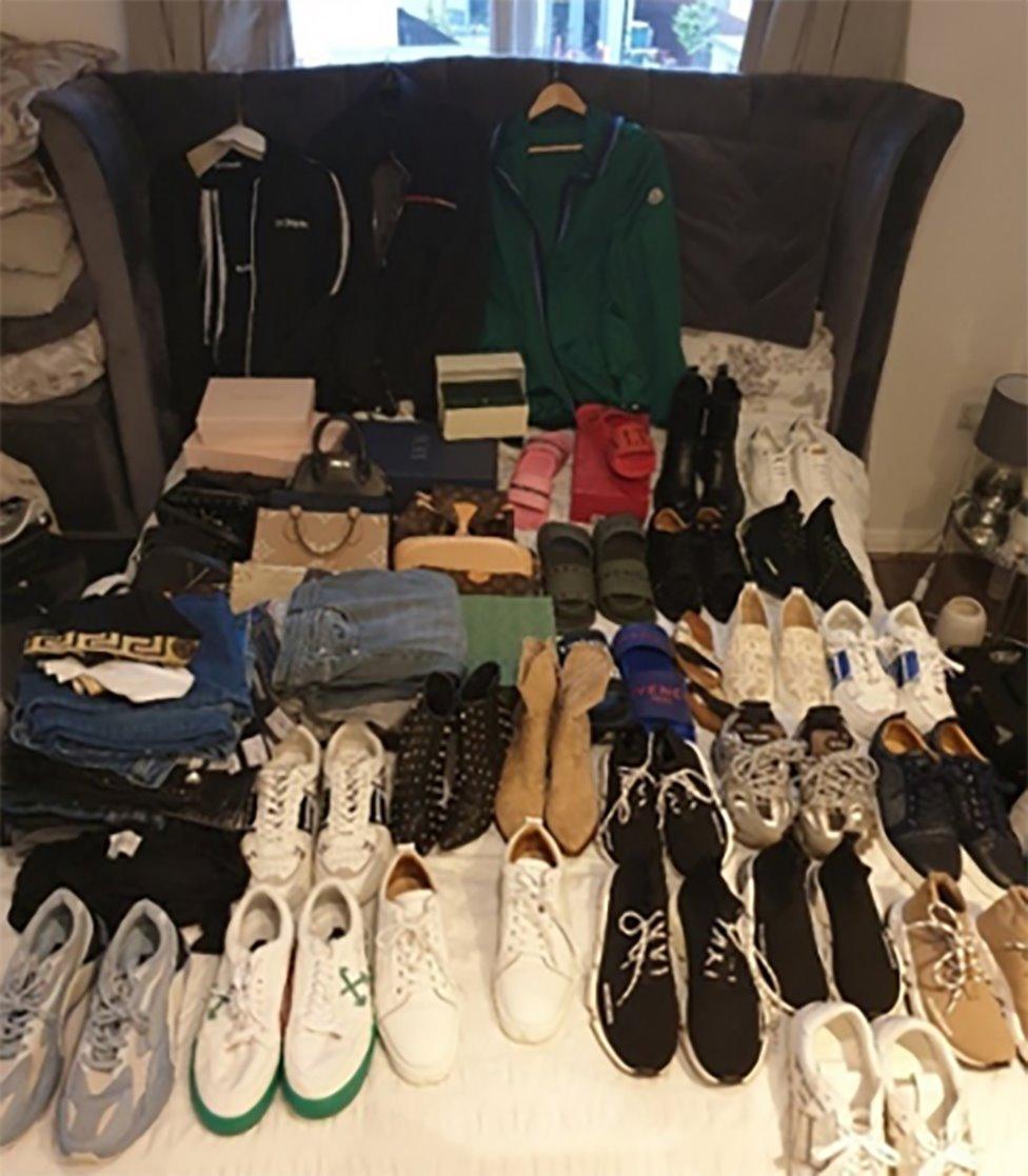 Liverpool drug dealers who sold on industrial scale jailed - BBC News