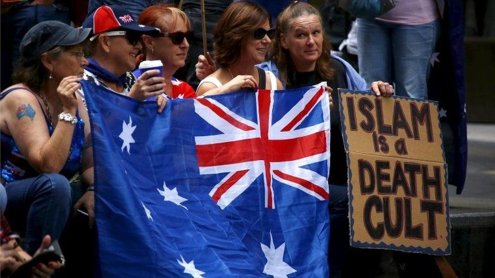 Cronulla rally: Supreme Court bans Sydney race riot 'memorial' - BBC News