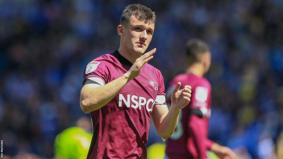 Jason Knight: Derby midfielder signs four-year deal with Bristol City ...