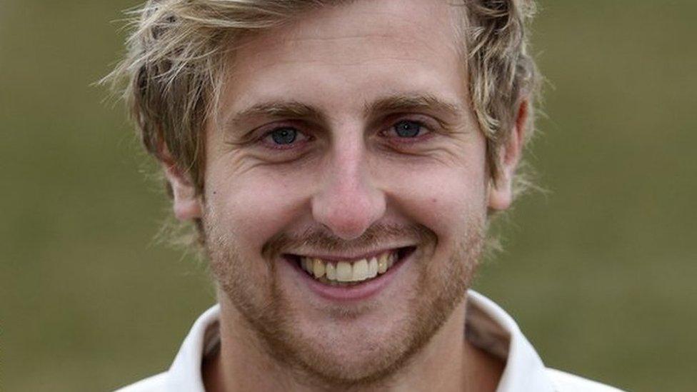 Tom Allin: Cricketer took his life in bridge fall, inquest hears - BBC News