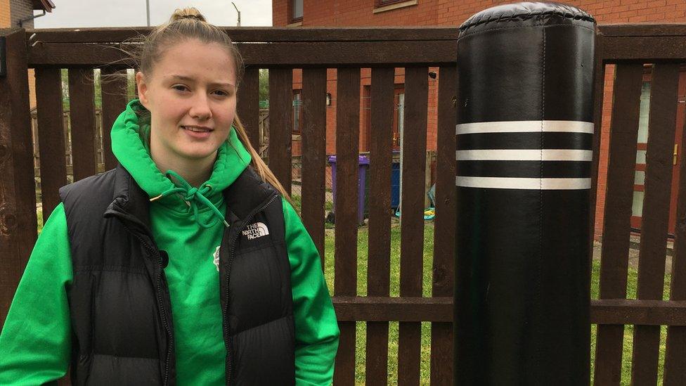 Young boxers face fight to keep going during lockdown - BBC News