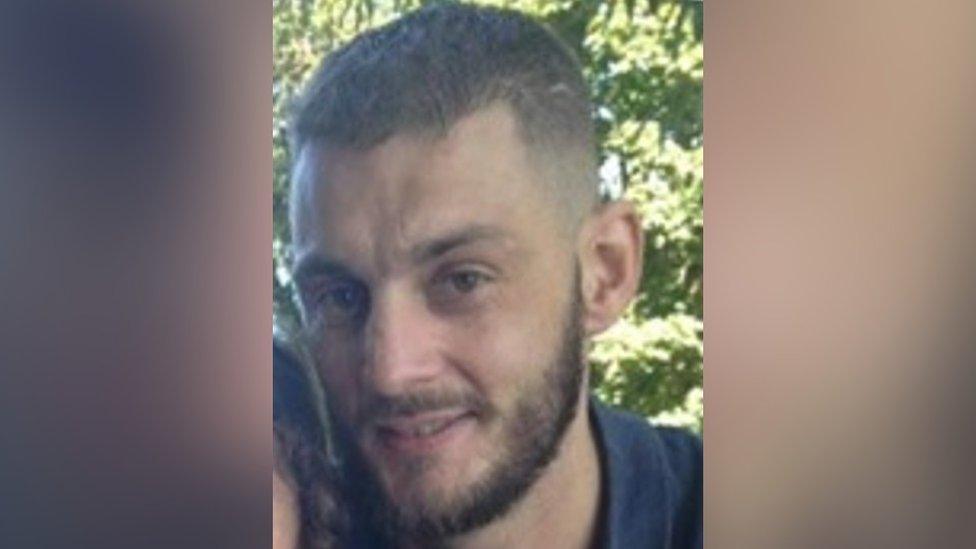 Matthew Schofield: Latest murder inquiry suspects released on bail ...