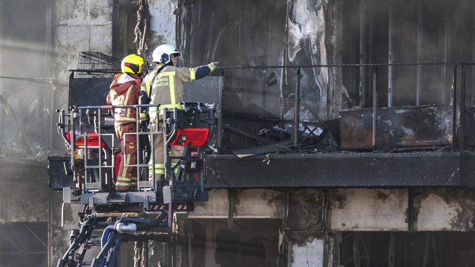 Valencia fire: Ukraine refugee describes escape from building inferno ...