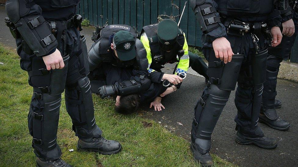 Seven charged following republican parade in Lurgan - BBC News