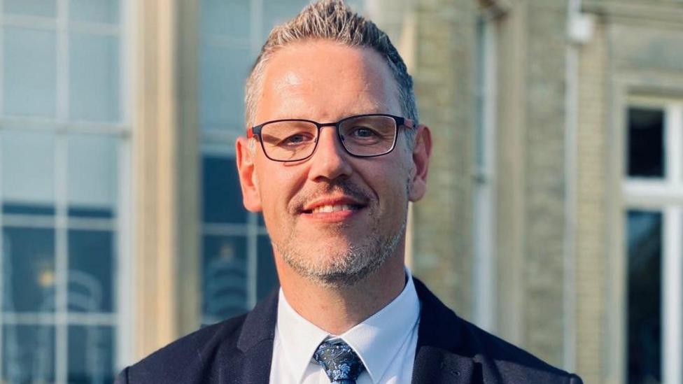 The five candidates aiming to be West Mercia's next PCC - BBC News