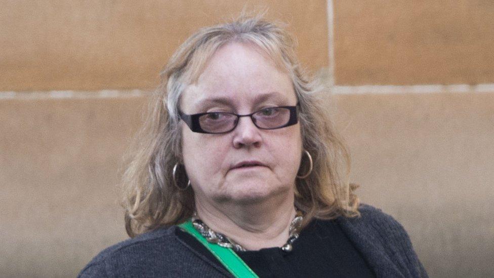 Woman sentenced for stealing from Dundee pensioner - BBC News