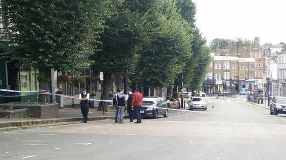 Oliver Dearlove: Trevor Timon jailed for one-punch killing - BBC News