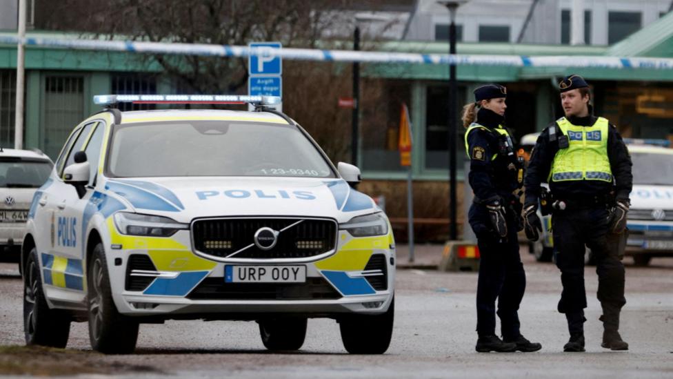 Sweden plans tighter gun laws after Orebro school shooting - BBC News