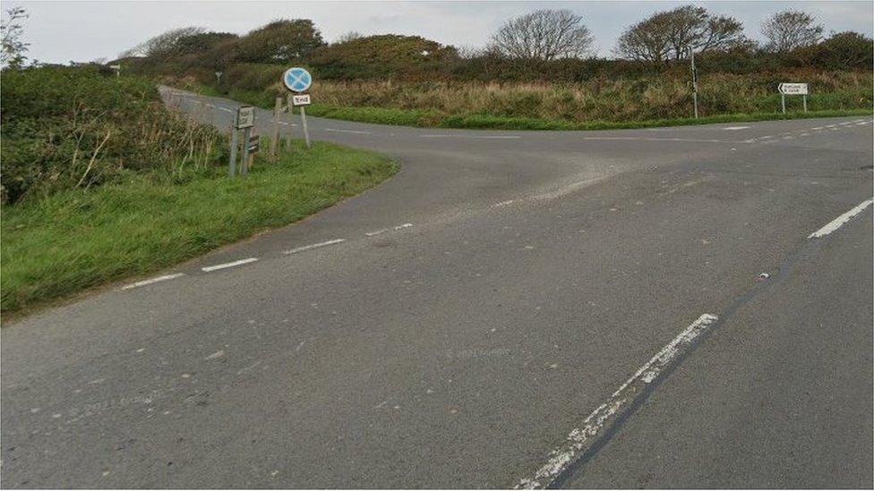 Tribute paid to motorcyclist who died on the A39 - BBC News