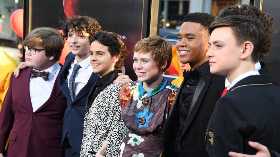 It 2 'to begin shooting this summer' - BBC News