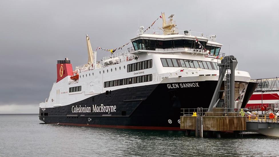 Glen Sannox ferry return delayed by anchor fault - BBC News