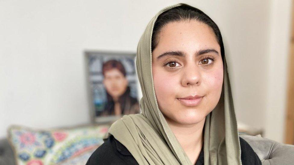 Mohammed Istakhar: Family calls for action over knife crime - BBC News