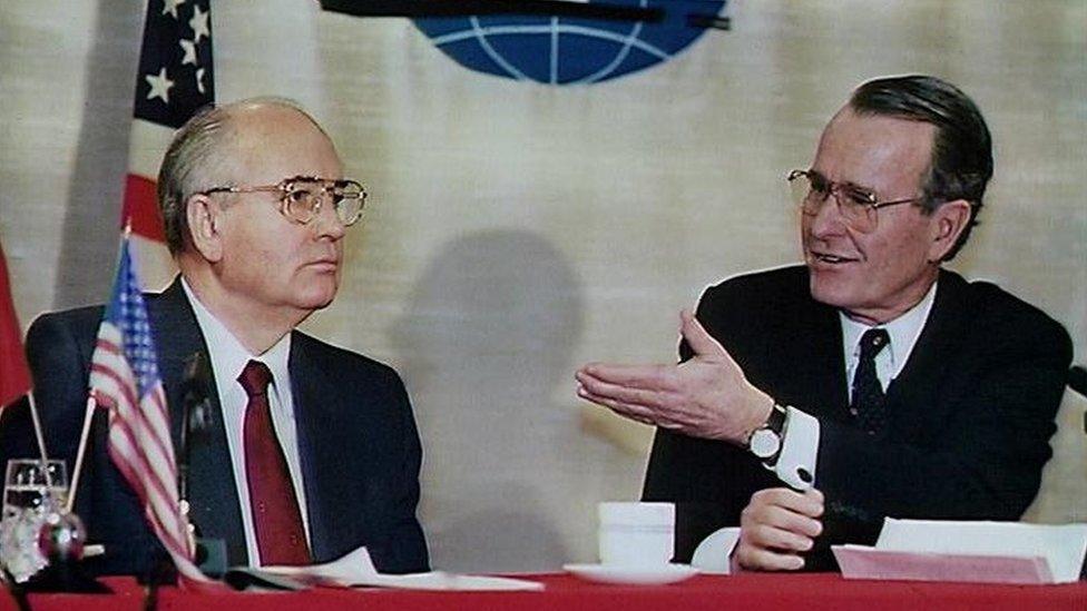 Letter signed by George Bush and Mikhail Gorbachev for sale - BBC News