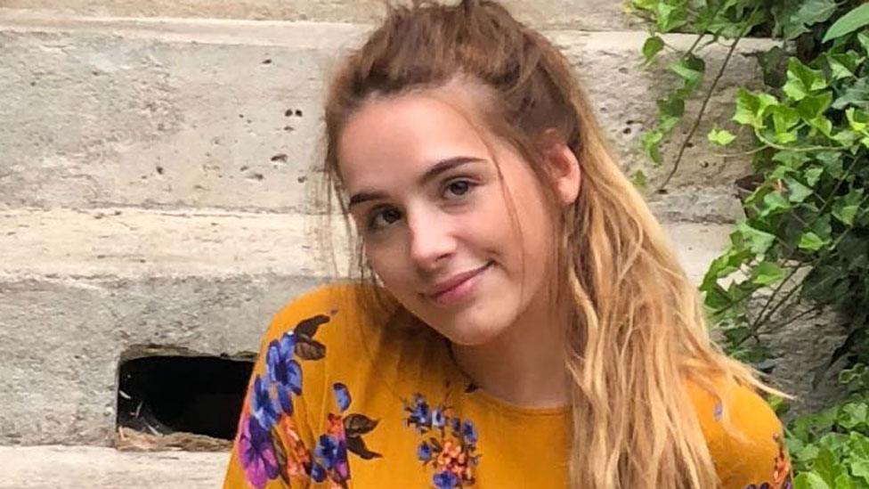 Tributes paid to 'vibrant' Lewis teenager Hannah Mackenzie - BBC News