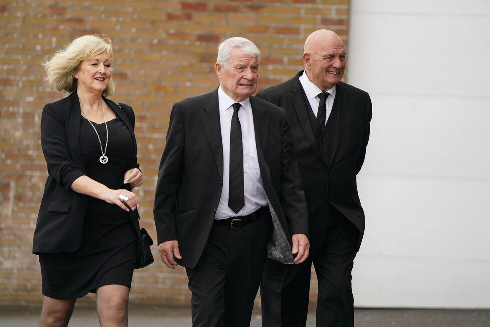 Funeral held for former Scotland manager Craig Brown - BBC News