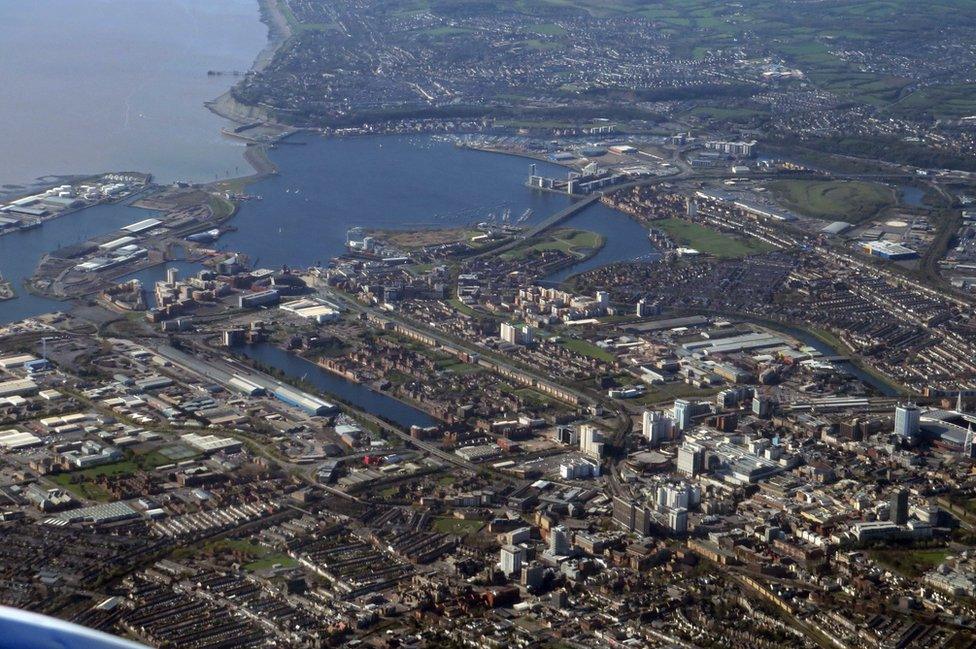 In pictures: Britain from the air - BBC News