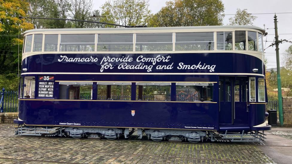 Restored Leeds tram on the move again after 67 years - BBC News