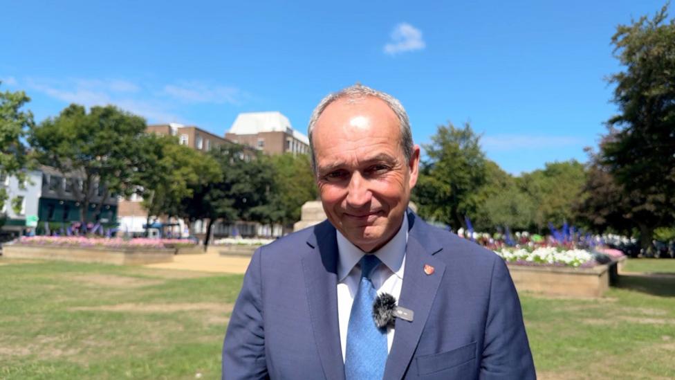 New scheme to improve Jersey infrastructure and affordable homes - BBC News