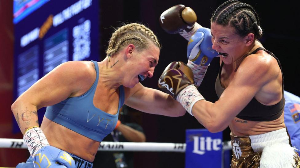 Mayer vs Ryan 2: American defends title with Las Vegas points win - BBC ...