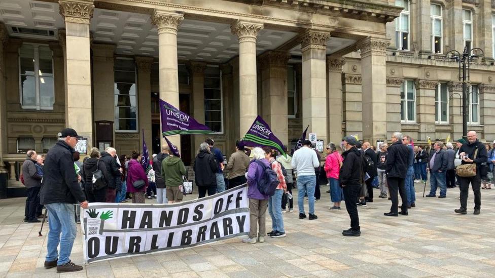 Protest held against Birmingham City Council cuts - BBC News