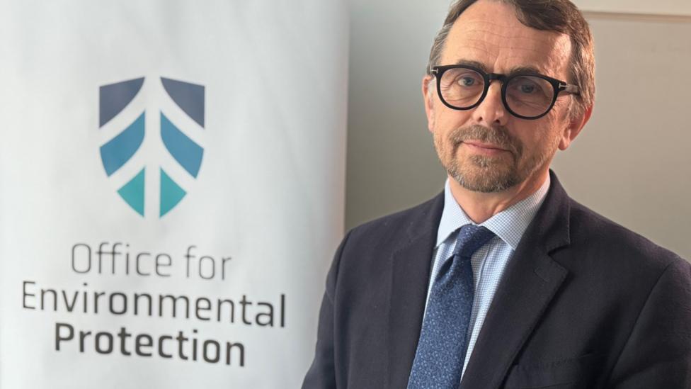 NI nature facing unsustainable pressure, says watchdog - BBC News