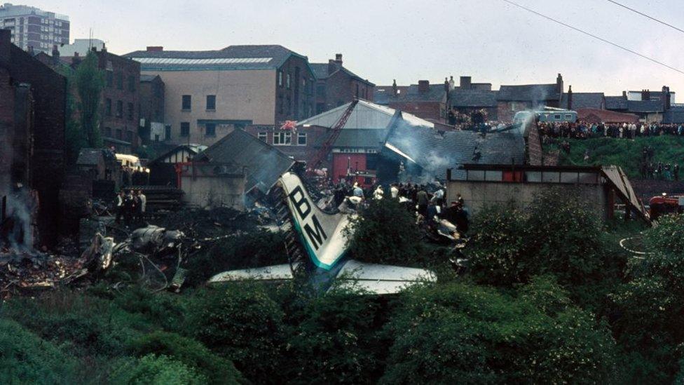 Stockport air disaster: The holiday flight that ended in catastrophe ...