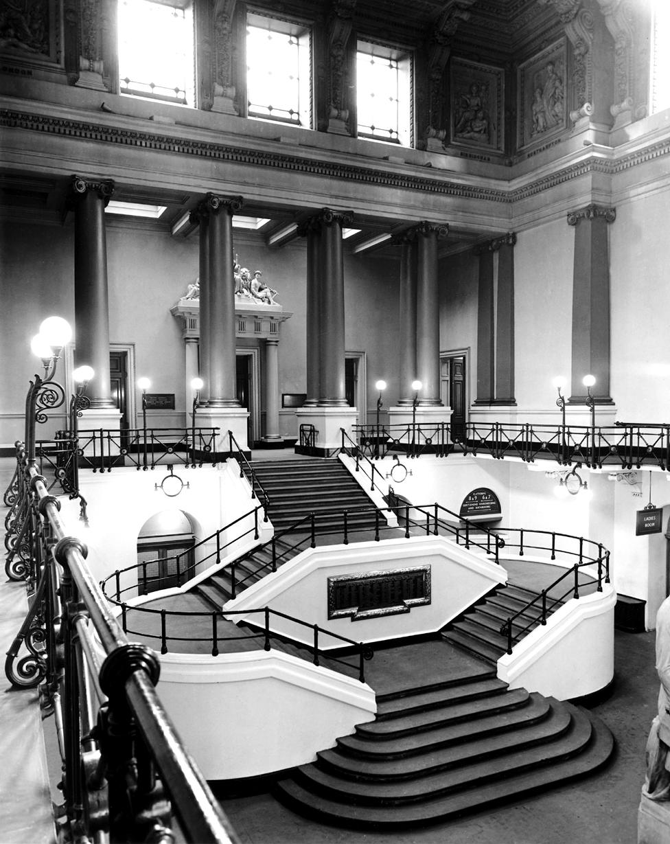 The beautiful stations of rail's golden age - BBC News