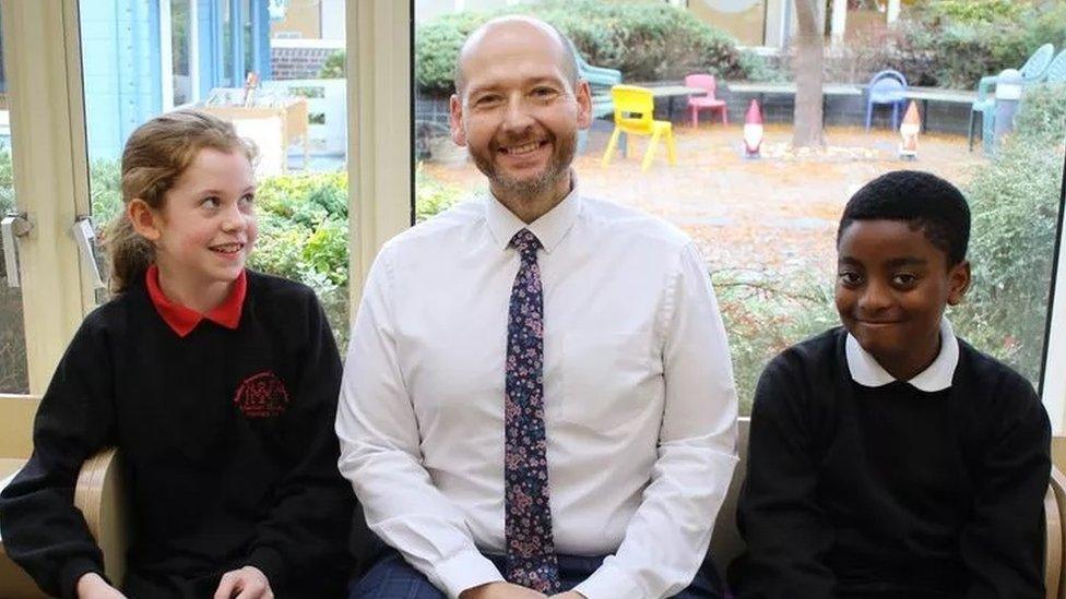 Allenton primary school pays tribute to head after death at 41 - BBC News