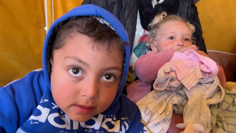 Gaza babies dying from the cold as winter temperatures drop - BBC News