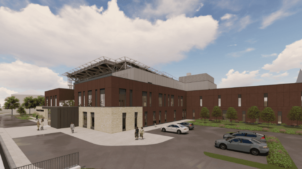 Dorchester: New way in to hospital's A&E as building work starts - BBC News