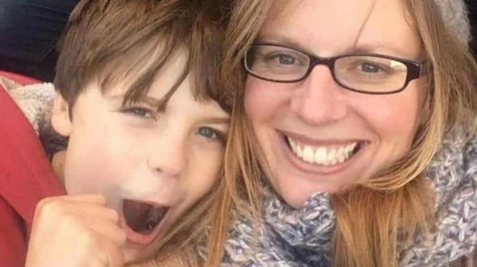 Sudden unexpected death in epilepsy - 'warning signs were missed' - BBC ...