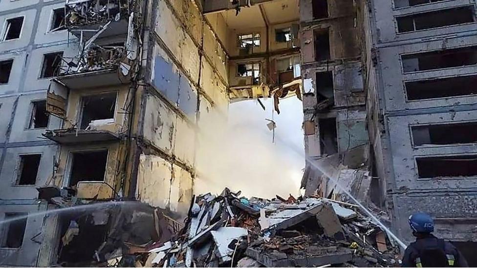 Zaporizhzhia shelling: Explosions at occupied nuclear site in Ukraine ...