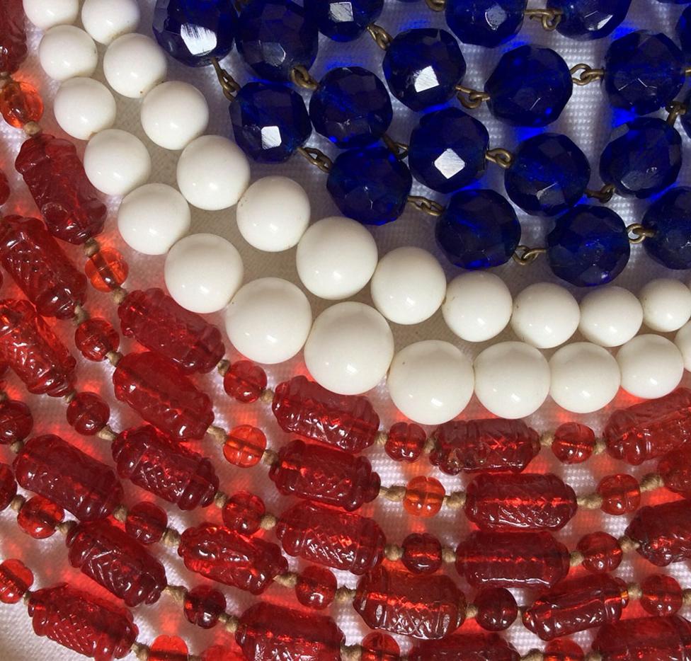 Your pictures on the theme of 'three colours' - BBC News