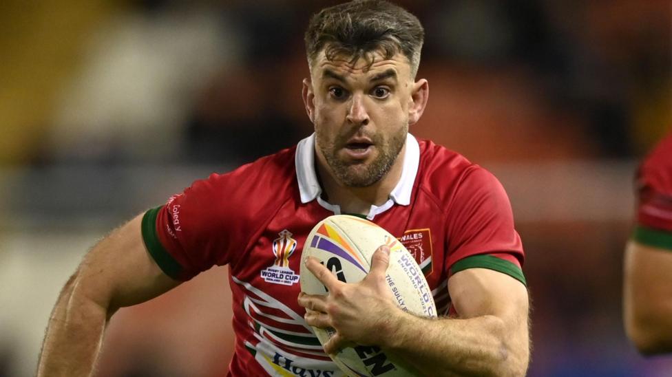 Elliott Kear to lead Wales with teenager Charlie Glover set for debut ...