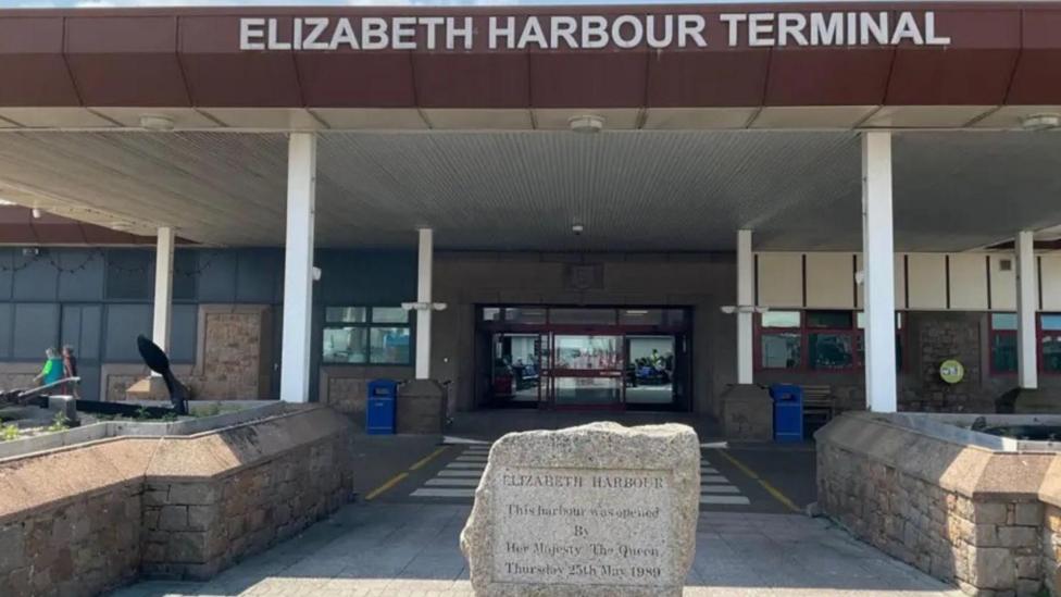 Elizabeth Terminal set for upgrade work - BBC News