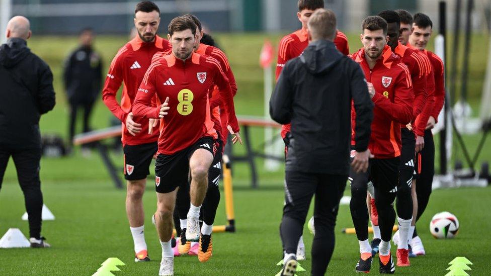 Euro 2024: Wales face important play-off match - BBC Newsround