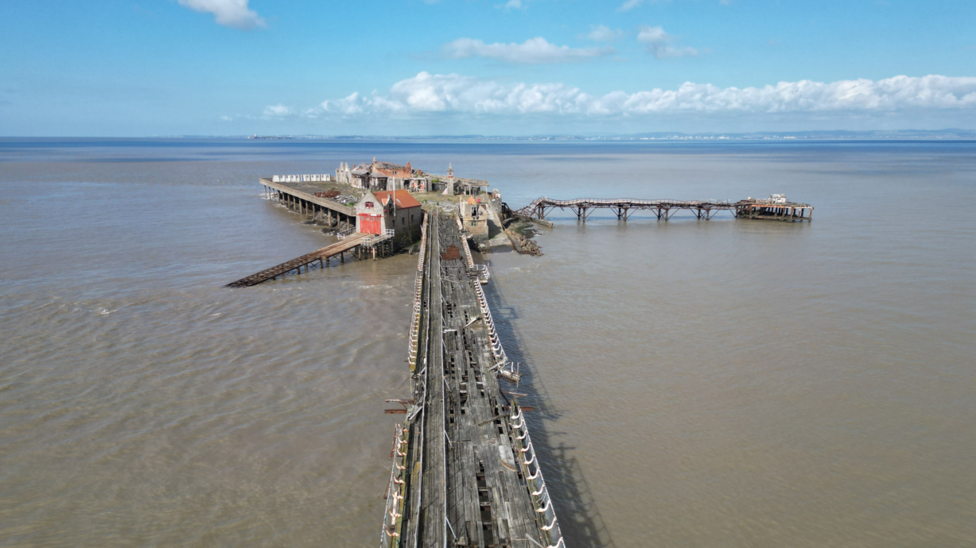 Historic pier 'on brink of loss' receives £10m package - BBC News