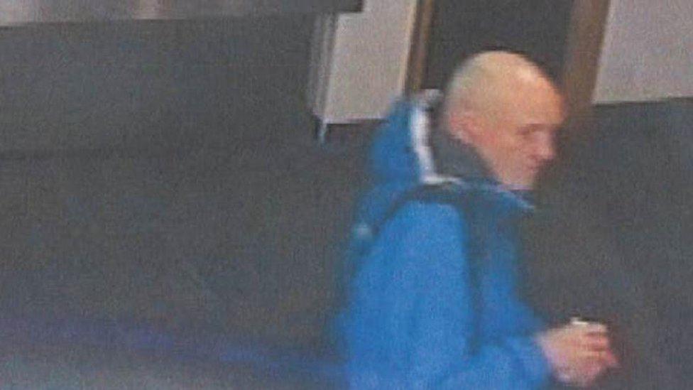 Body of missing hiker Charlie Clift found in Highlands - BBC News
