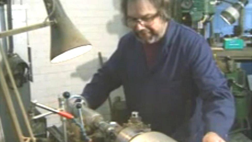 Suffolk inventor and creator of Brum Rex Garrod dies - BBC News