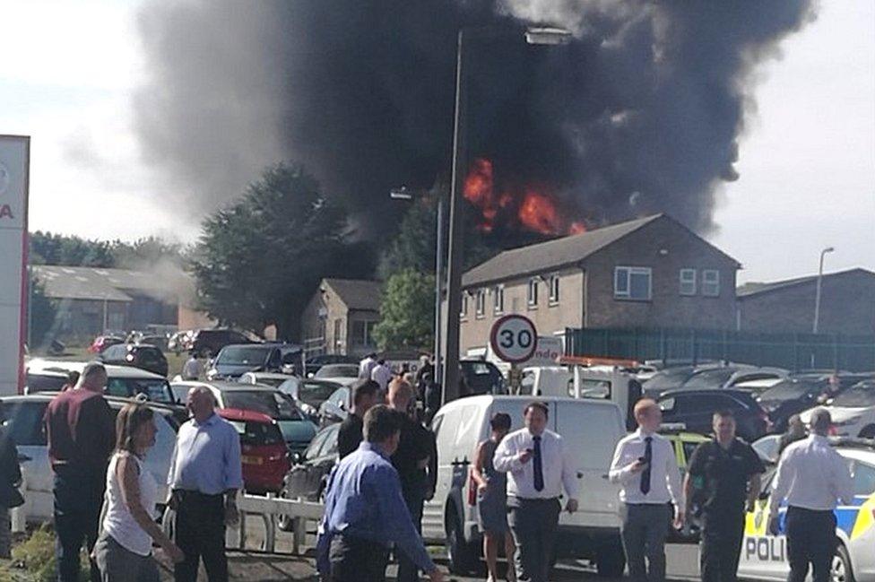 Chemical fire breaks out at Grantham industrial unit - BBC News
