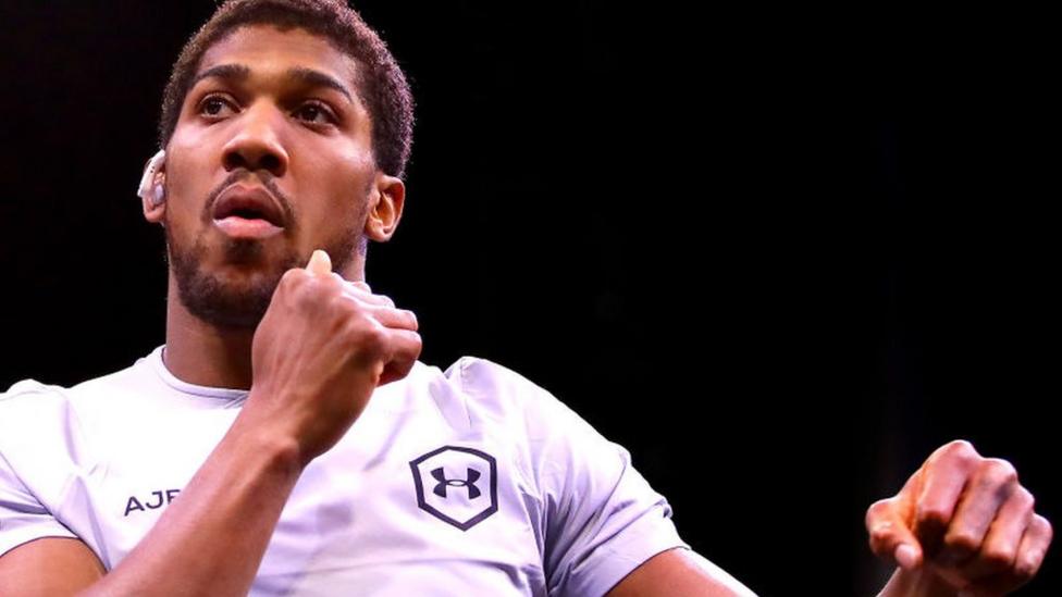 WWE: Jessika Carr is Smackdown's first full-time female referee - BBC ...