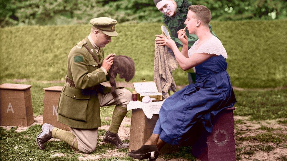 'Suddenly real': Colour brings new life to archival WW1 photos - BBC News