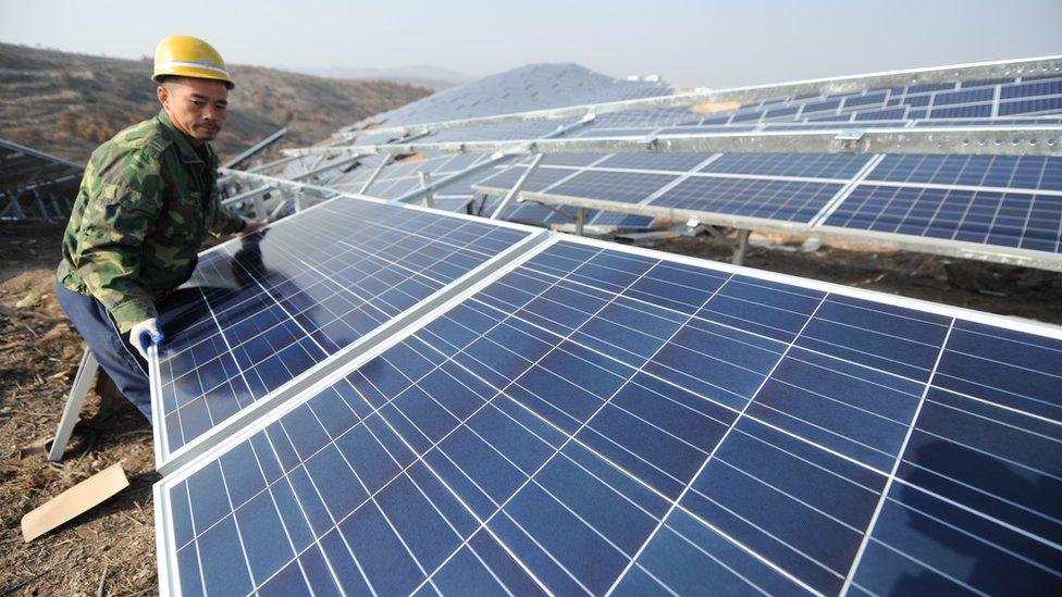 UN report: Clean power is up, costs are down - BBC News