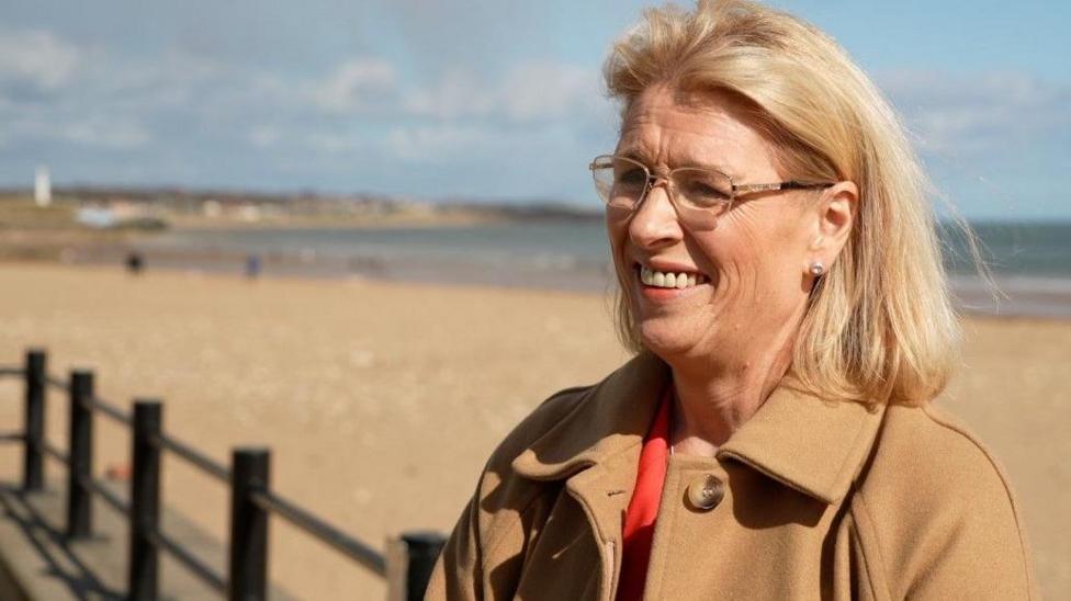 Traders back Sunderland seafront business improvement plan - BBC News