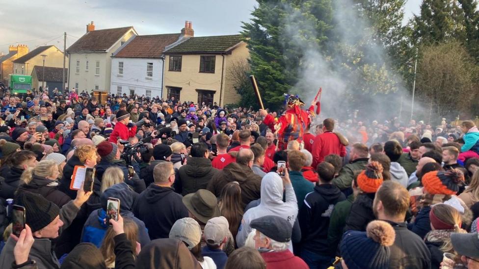 Haxey Hood 2025: Hundreds join huge scrum for medieval game - BBC News