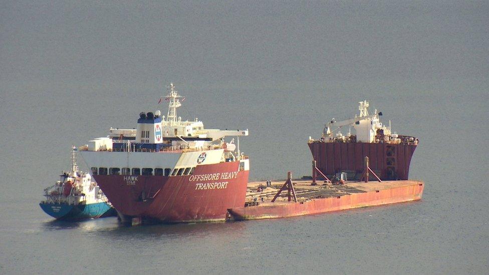 Semi-submersible ship Hawk sets off for Lewis - BBC News